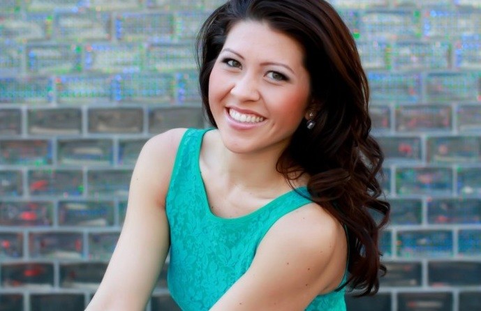 Miss Chicago Champions a Compassionate Vegan Diet - Mercy For Animals